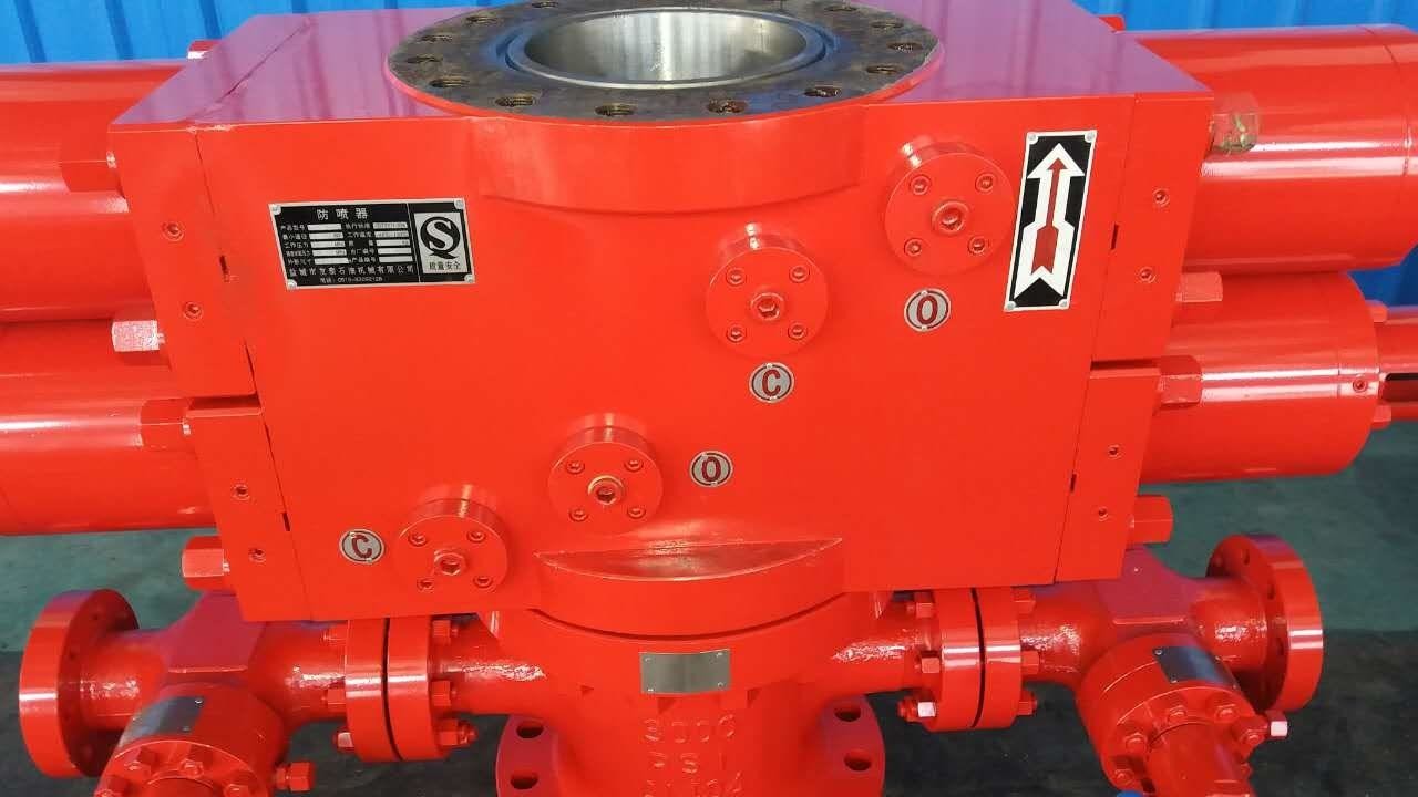 Bore Size 7-1/16" Oilfield Drilling Blowout Preventer Equipment Double ...