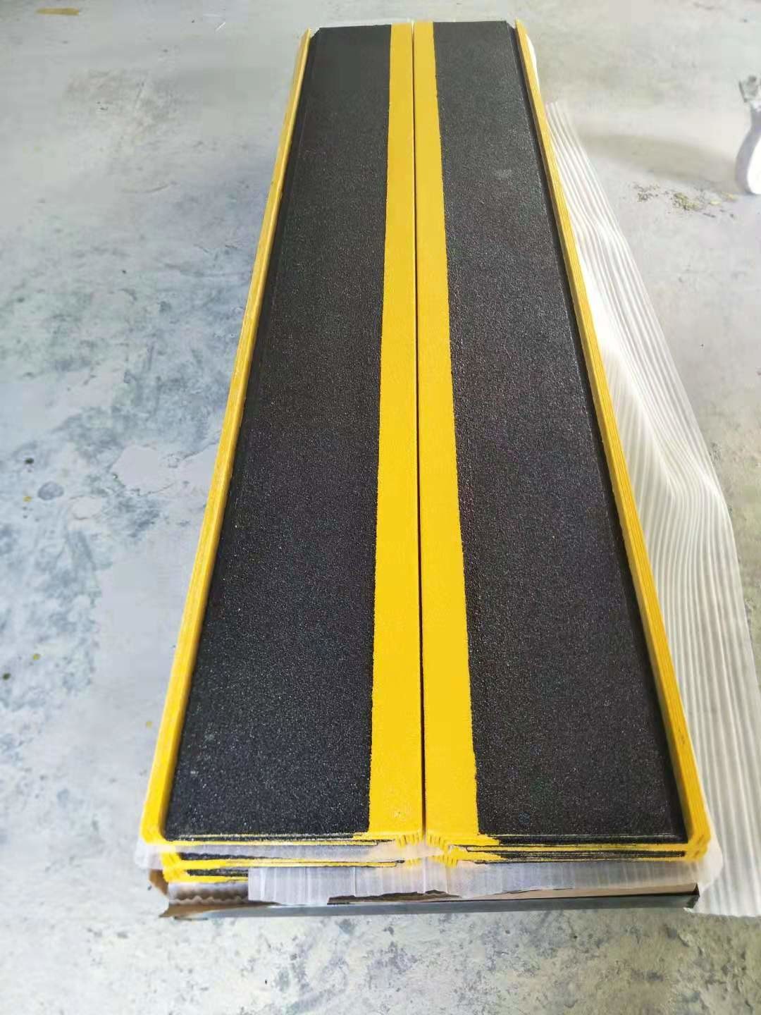 FRP Non Slip Industrial Mats